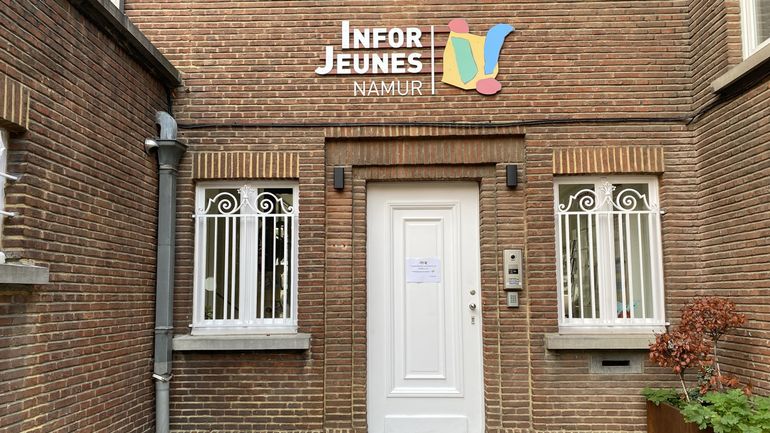 Namur : Infor Jeunes fête ses 50 ans et inaugure de nouveaux locaux - RTBF Actus
