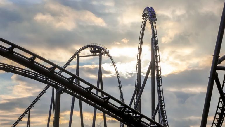 La passerelle de Walibi Express fait peau neuve - RTBF Actus