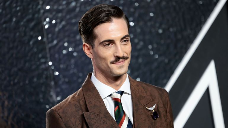 Écoutez 'Born With a Broken Heart' de Damiano David ainsi que nos autres nouveautés de la ...