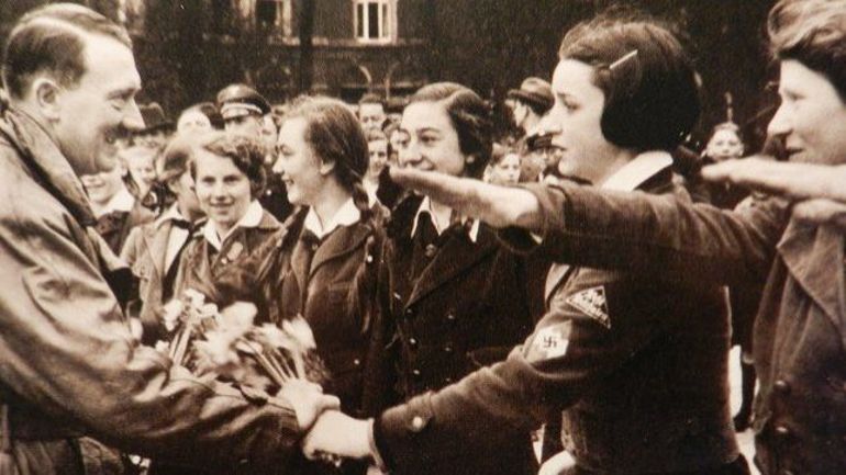 40-45 : les femmes du IIIe Reich, une responsabilité méconnue et ...