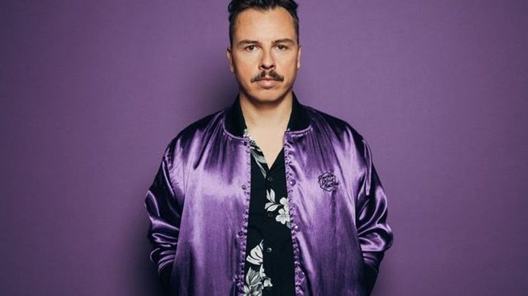 JO Paris 2024 : Angèle accompagne l’incroyable show de Phoenix lors de ...