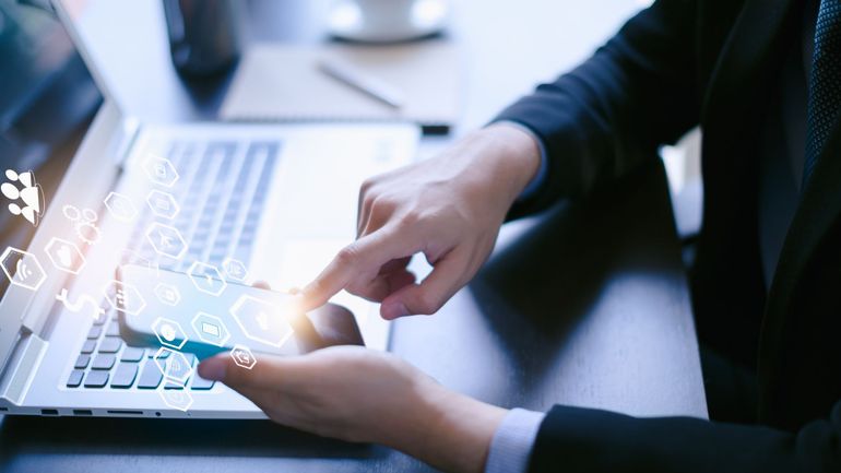 On a testé Tadaam, le modem à emporter partout… Ou presque - rtbf.be