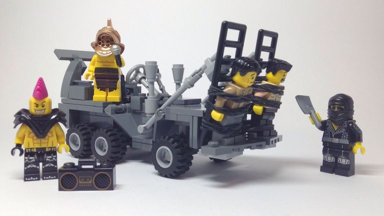 Les incroyables véhicules de Mad Max: Fury Road en LEGO - RTBF Actus