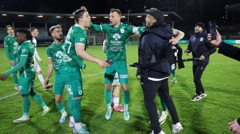 Football : Voici le futur stade de la RAAL à La Louvière - RTBF Actus