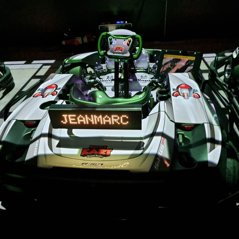 On a testé pour vous 'Battle Kart' au Wex de Marche-en-Famenne - RTBF Actus
