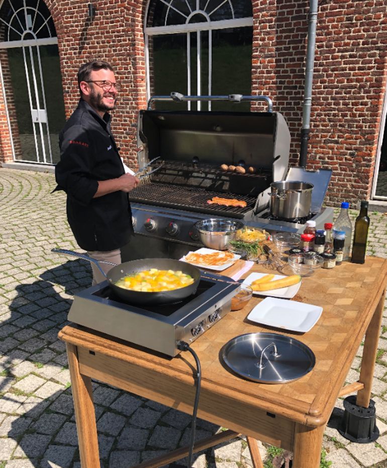 Lard mariné au barbecue, avec déclinaison chaude et froide de carotte ...