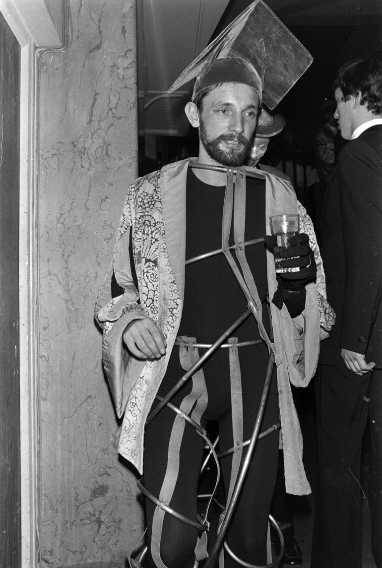 Qui était le dandy Jacques de Bascher, le grand amour de Karl Lagerfeld ...