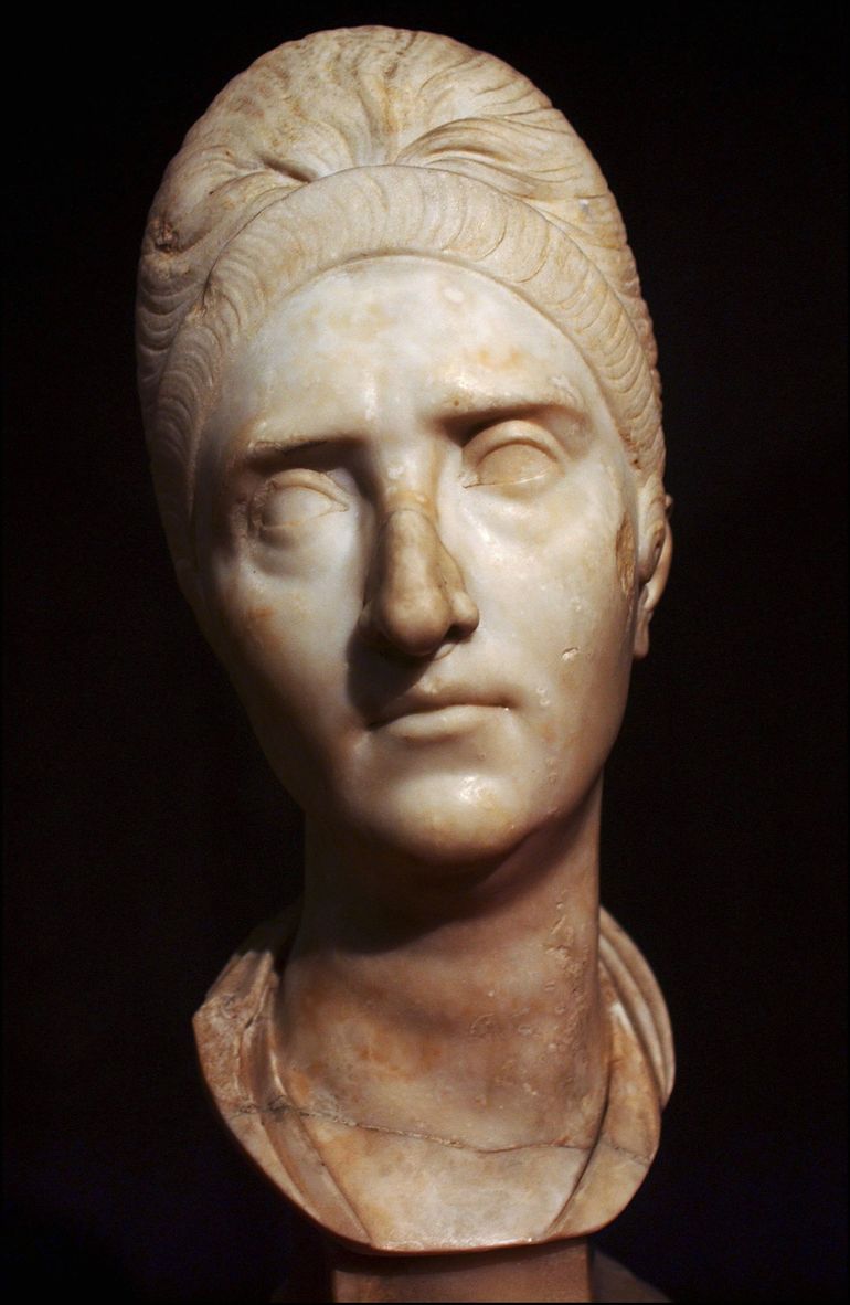 Les impératrices romaines : ce que leur coiffure traduisait de leur ...