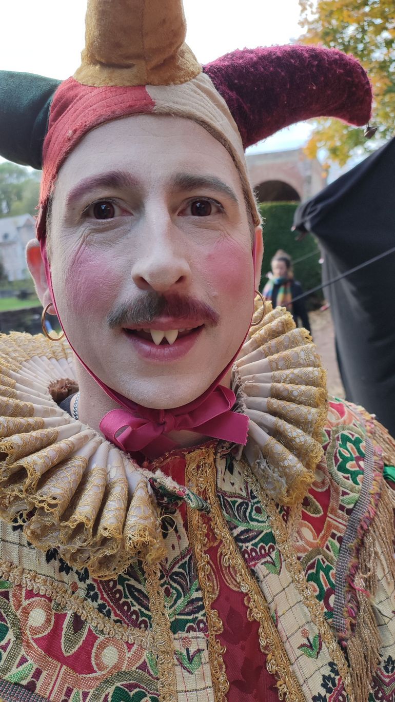 Entrez dans les coulisses du tournage de la série belge 'Baraki' - RTBF ...