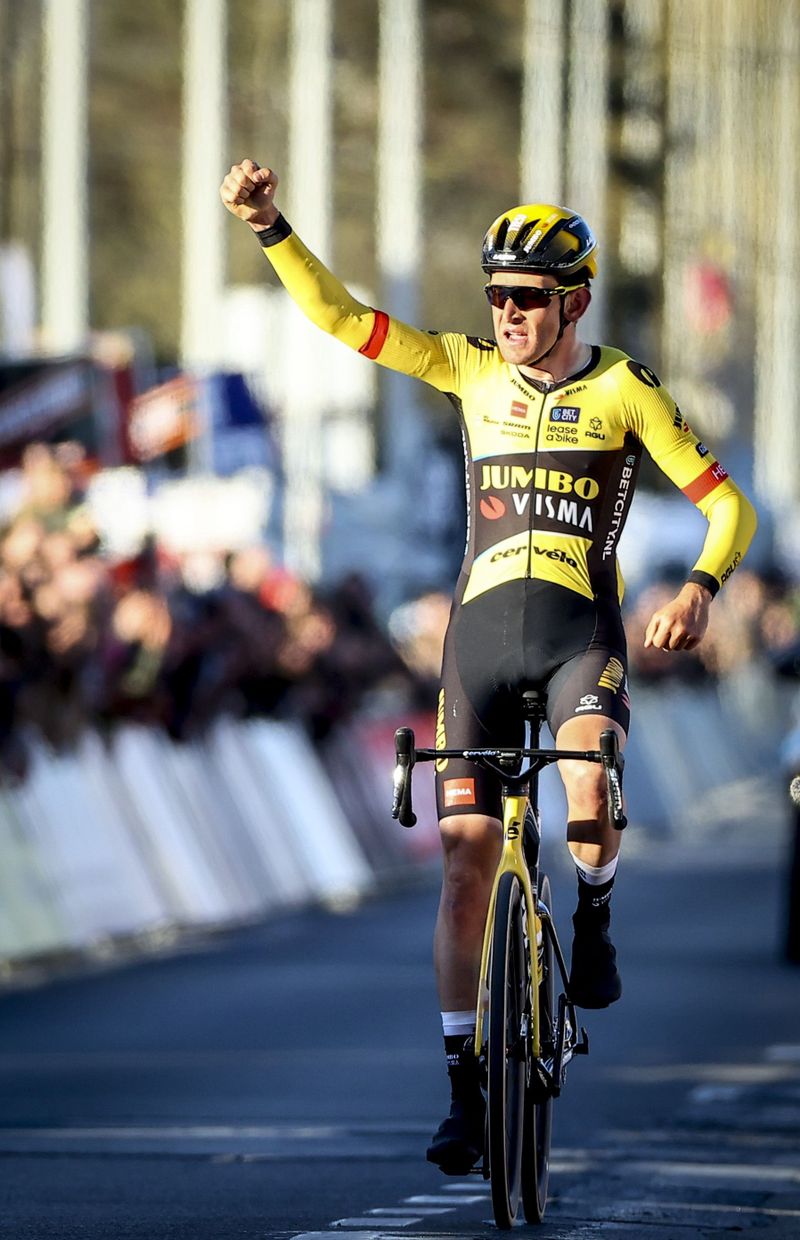 Tiesj Benoot, le précieux 'donneur assists” de la Jumbo-Visma - RTBF Actus