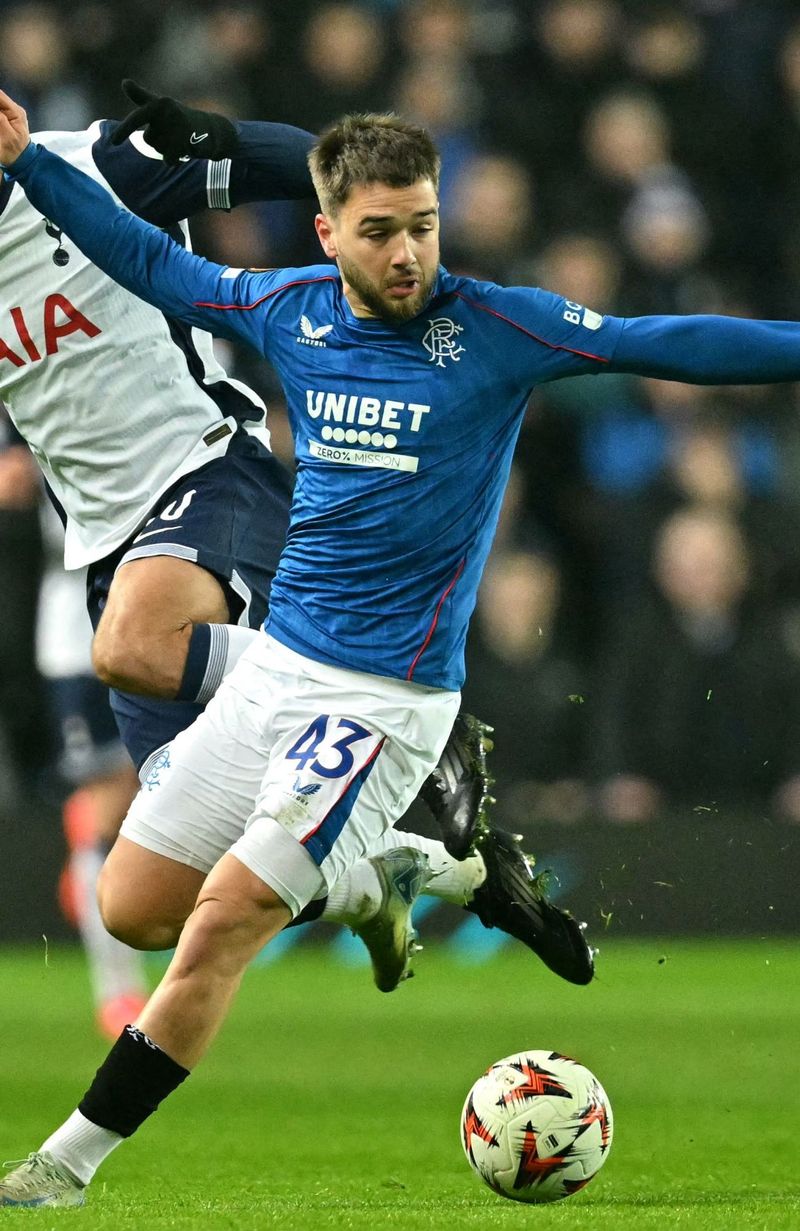 17 Diables Rouges incontournables, Raskin et Faes en ballottage : les ...