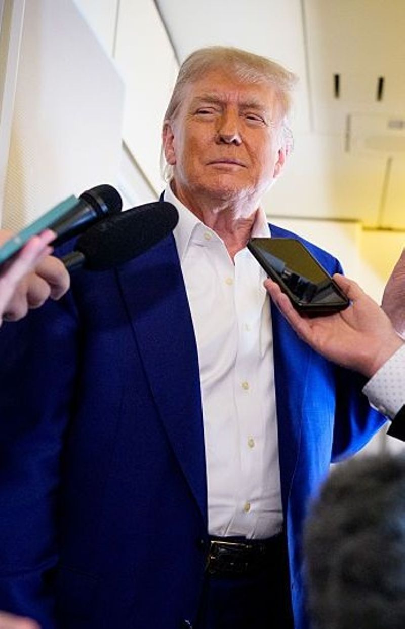 Sommet de l’OTAN à La Haye : suspendue à Donald Trump, l’Alliance lui déroule le tapis rouge ...